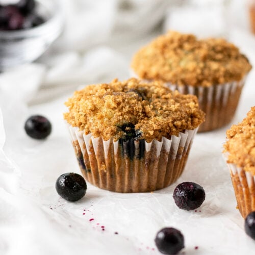 Blueberry Muffins with Cinnamon Topping - Ginger Snaps Baking Affairs