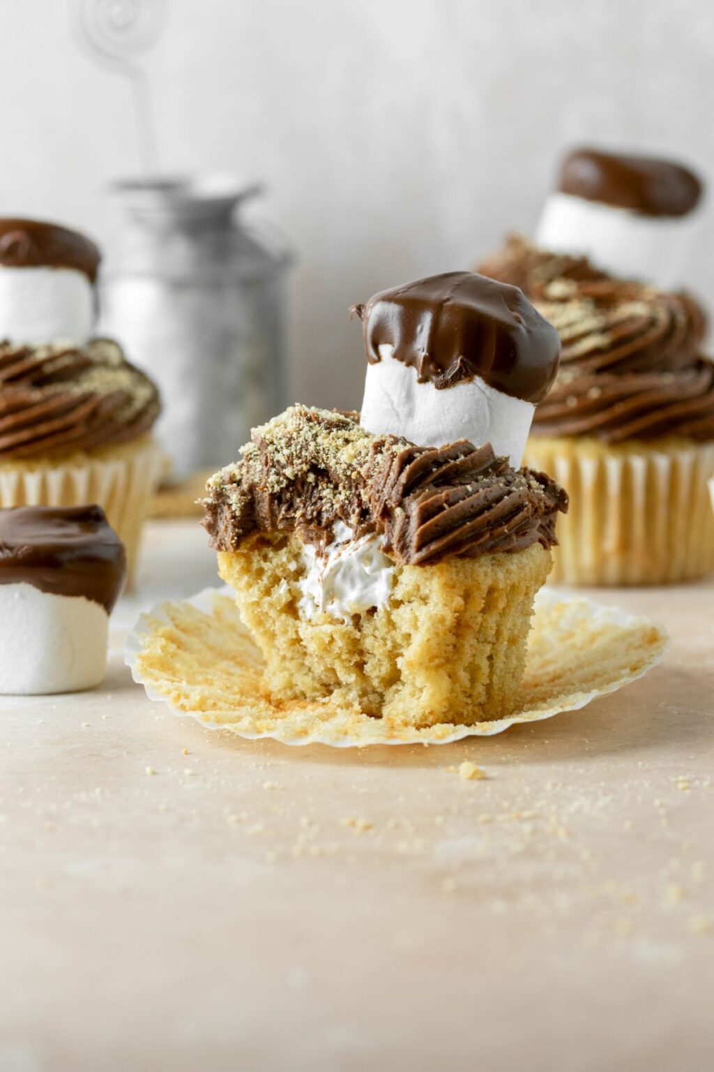 S'mores Cupcakes - Ginger Snaps Baking Affairs